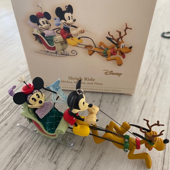 Holiday | Homework Disney Keepsake Sleigh Ride | Poshmark